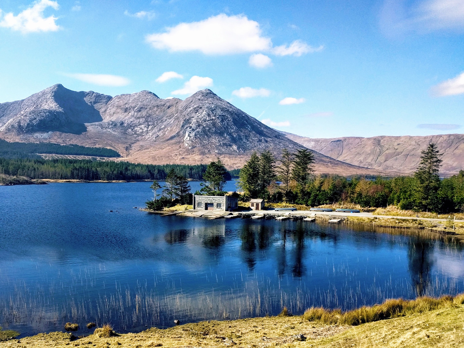 Explore things to do in Connemara - Ben Lettery Hostel